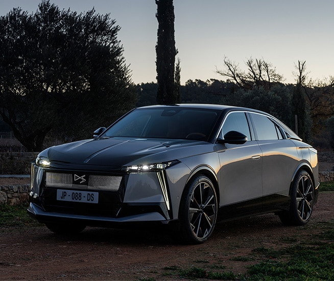 DS range of vehicles: electric, hybrid, SUV, city cars...