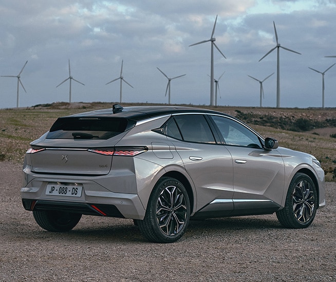 DS range of vehicles: electric, hybrid, SUV, city cars...